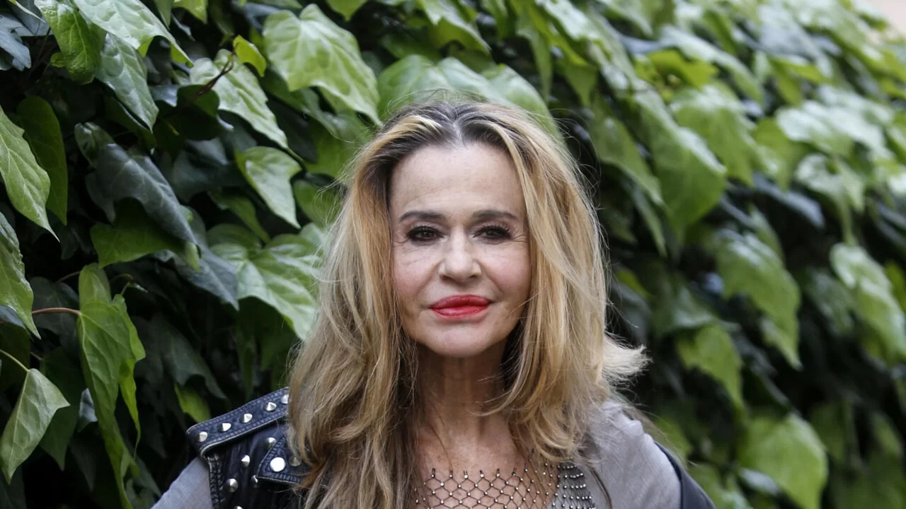 RITRATTI - Eva Robin’s: “C’è una cosa che non vi dico su Amanda Lear ...