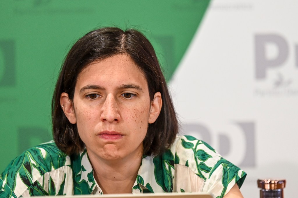 Stop al salario minimo, c'è la delega al governo