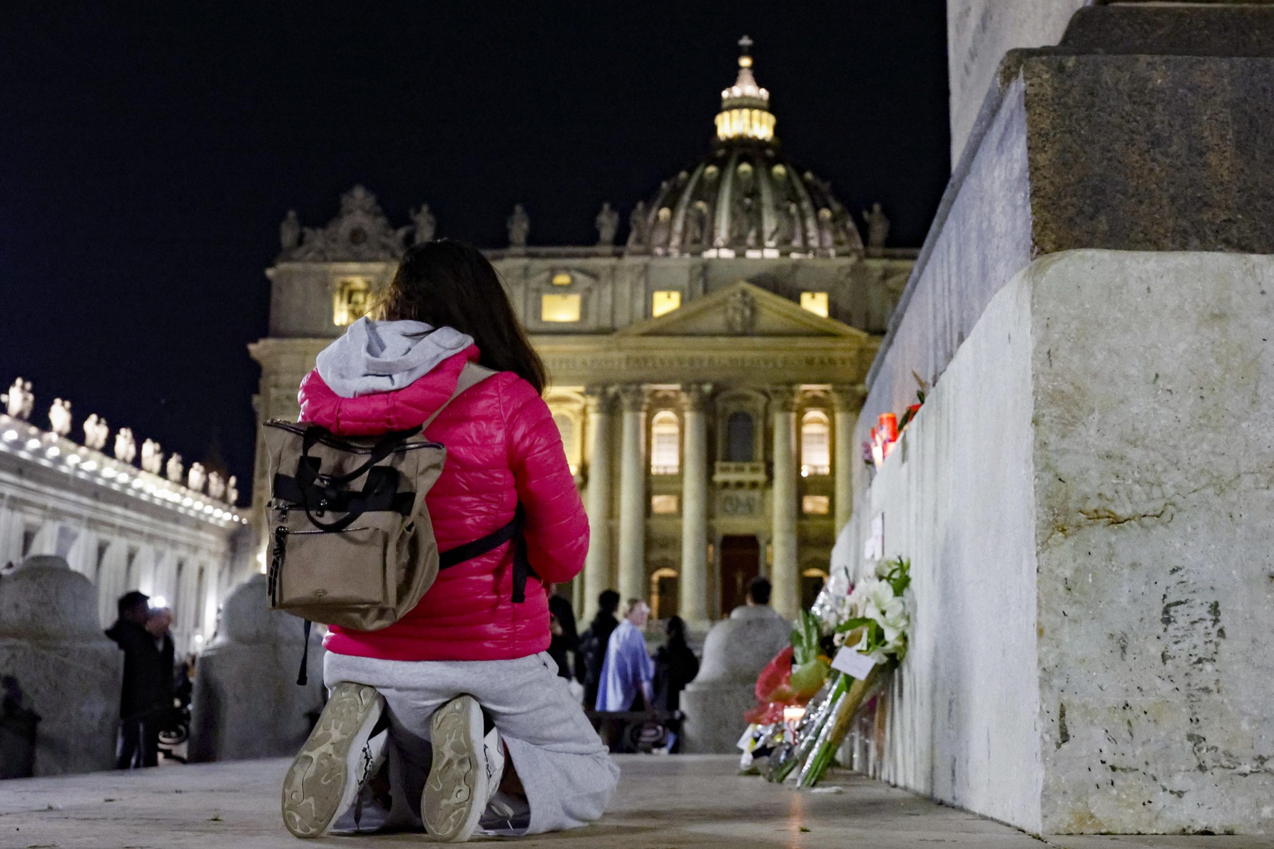 Già in 50mila per Francesco, i numeri dei fedeli nella storia - L'Identità
